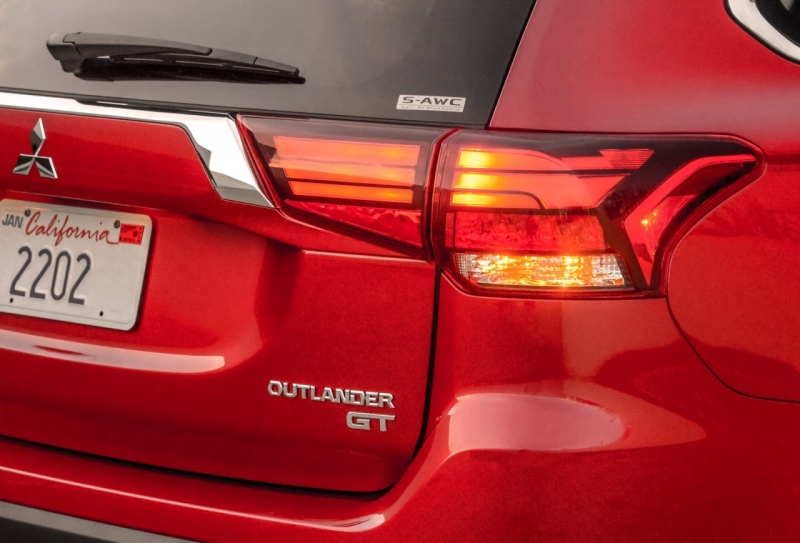 2016 Yeni Mitsubishi Outlander | Oto Kokpit