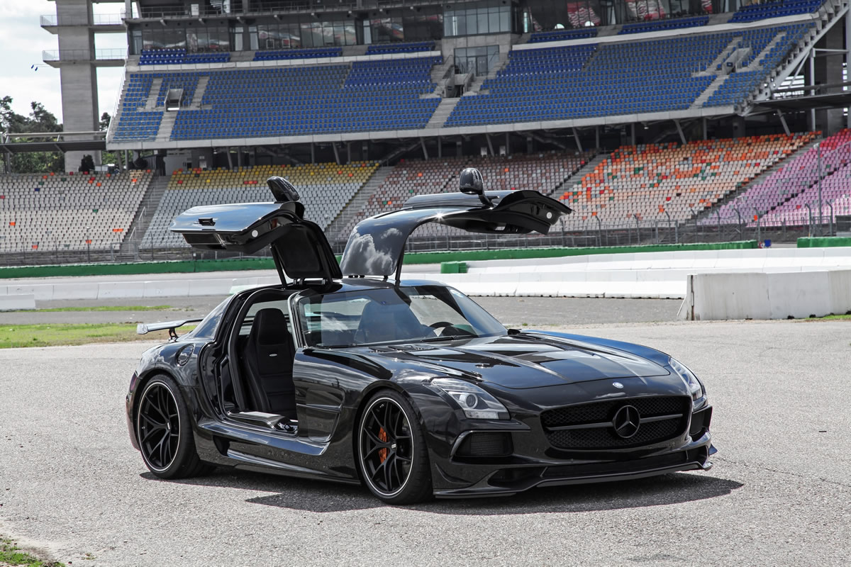 Mercedes-AMG SLS | Oto Kokpit